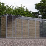 Kattenren Siep 4,5x1 meter, met houten achterwand