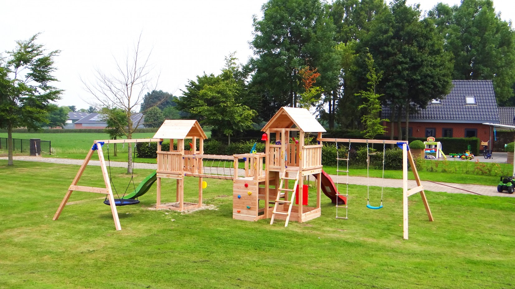 Douglas speeltoestel & schommel | schitterende combi